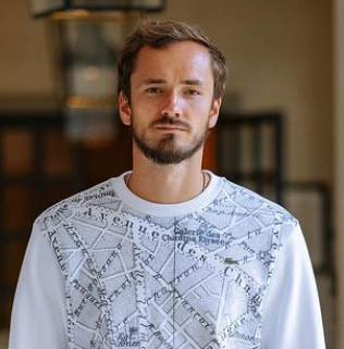 Daniil Medvedev: Bio, Wiki, Age, Career, Relationship, Net Worth 2024 ...