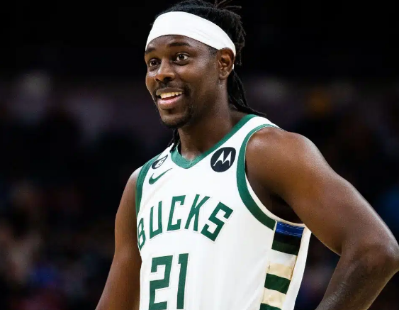 Jrue Holiday's Unique Role: Embracing Utility Among Superstar Teammates