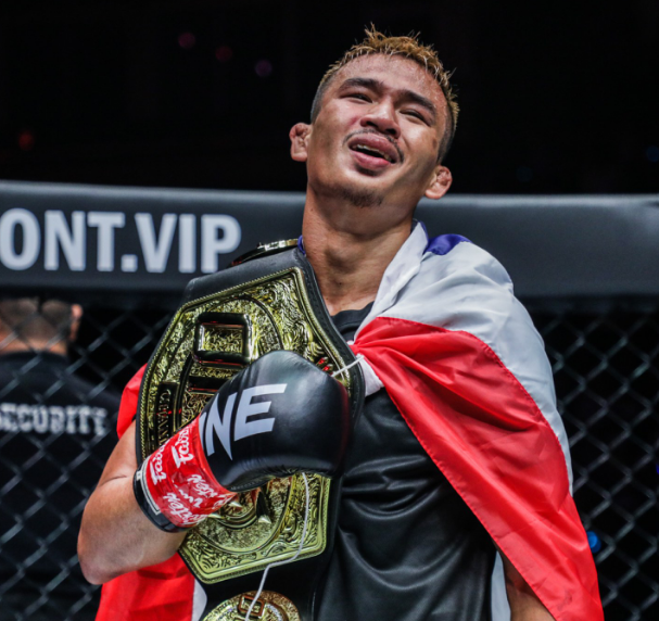 Superlek Kiatmuu9 Bio, Age, Parents, Net Worth And More