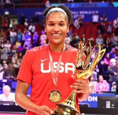 Alyssa Thomas' Girlfriend DeWanna Bonner: Who Is She? Career and Love Story