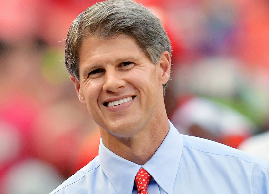 Clark Hunt Keeps 'Open Mind' Amid Kansas City Chiefs' Potential Move Rumors
