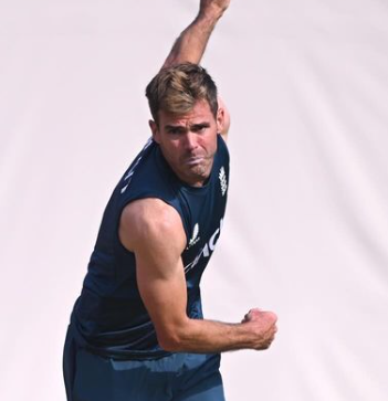 James Anderson's (Cricketer) Name Comes Under The Top 5 Bowlers with ...