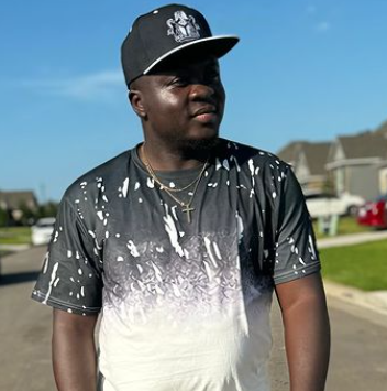 90 Day Fiancé Star Michael Ilesanmi Arrives in the US After 7-Year Visa ...