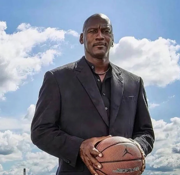 Michael Jordan Caught Enjoying Saxophone Rendition of Chicago Bulls ...