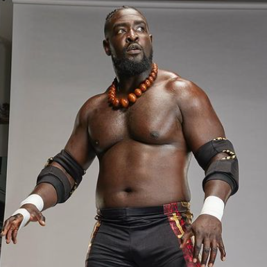 WWE Champion Oba Femi Suffers Unfortunate Botch During Title Match