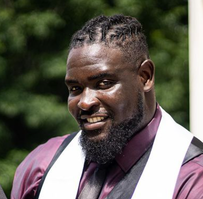WWE Champion Oba Femi Suffers Unfortunate Botch During Title Match