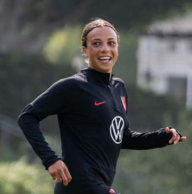 Mallory Swanson's Goal: Husband Dansby Swanson's Tribute for Secures ...