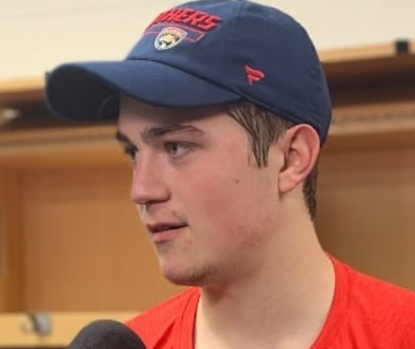 Samuel Montembeault (Ice hockey): Bio, Wiki, Career, Net Worth 2024 ...