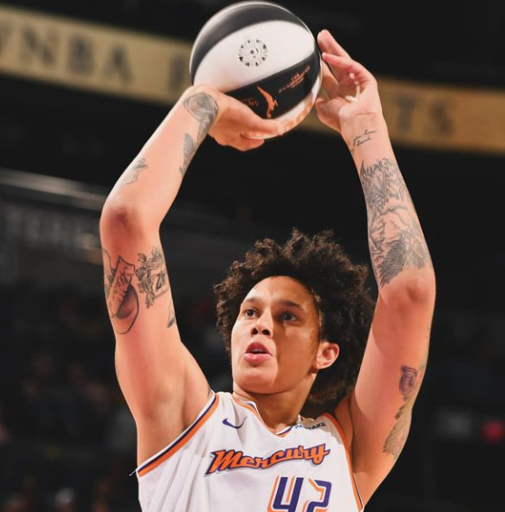 Brittney Griner Bio, Age, Career, Family, Net Worth, And More