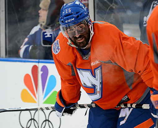 Cal Clutterbuck Tops List of 3 Potential PTO Signings for Ottawa ...