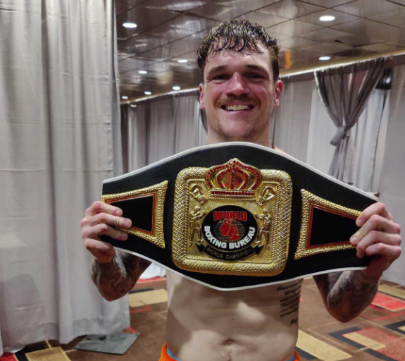 Emiliano Vargas vs. Larry Fryers: Live Round Updates and Highlights