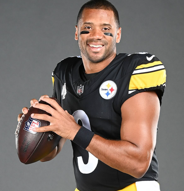 Mark Schlereth Urges Steelers to Choose Justin Fields Over Russell ...