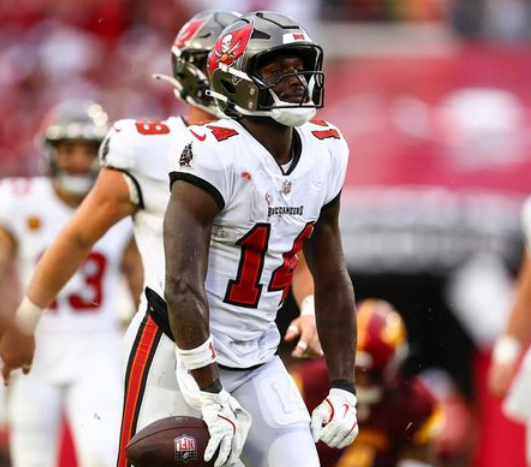 Chris Godwin's Wife’s Emotional Message of Gratitude to Baker and Emily ...