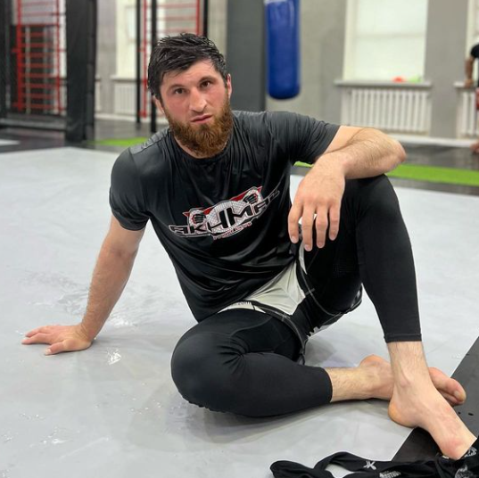Magomed Ankalaev Responds to Pereira’s Low Rating: ‘Unfazed by Voodoo