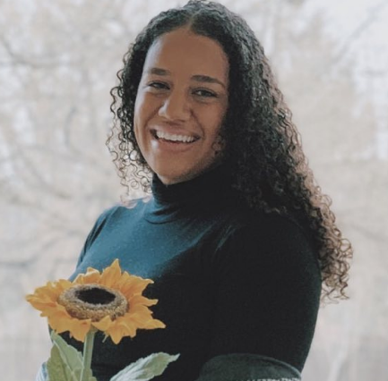 Mariah Riddlesprigger Sends 5-Word Boost to Giannis’ Fans Pre-Bulls ...