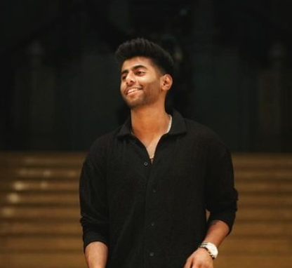 Who Is Mayank Yadav? Bio, Wiki, Career, Bowling Style, Legacy And More ...