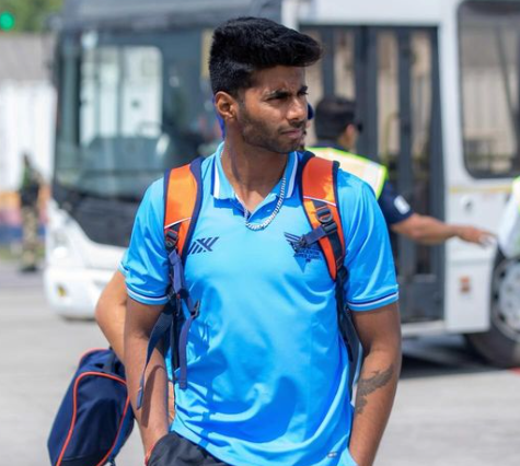 Who Is Mayank Yadav? Bio, Wiki, Career, Bowling Style, Legacy And More ...