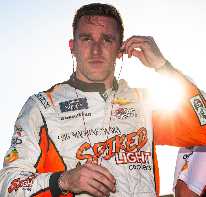 Parker Kligerman and Shannon Caught on 'Girlfriend Cam' – Big Machine ...