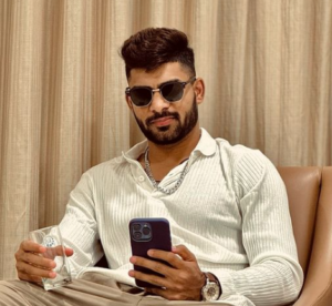 Who Is Aslam Inamdar? Kabaddi Player's Bio, Wiki, Career, Playing Style ...