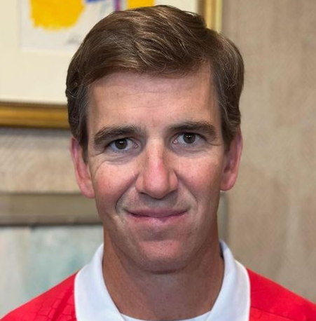 Eli Manning Reveals What It Really Felt Like Facing Peyton in Those ...