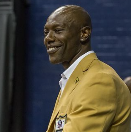 Terrell Owens' Thanksgiving Practice Session with Shedeur Sanders and ...