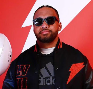 Tua Tagovailoa's Risky Tackle: NFL Fans Sound Off After Head-First Hit ...