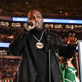 LeSean McCoy’s 4-Word Warning Shakes Up Delaware State Football