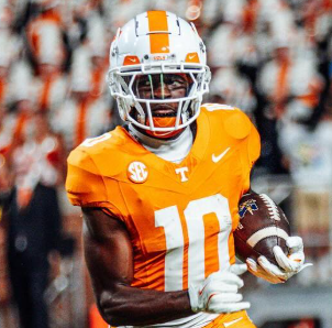 Where Will Mike Matthews Land? 4 Top Contenders for Tennessee WR's Next ...