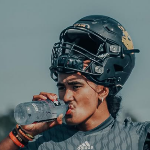 Nico Iamaleava (NFL): Bio, Wiki, Age, Career, Parents, Siblings, Family ...