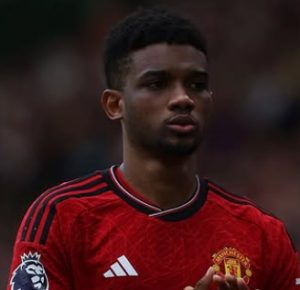 Amad Diallo's Heartfelt Message to Manchester United Fans After a Challenging Year