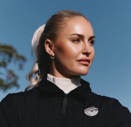 Charley Hull’s Iconic Victory: Breaking Records and Inspiring the World