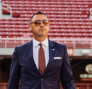 Steve Sarkisian: Career Achievements, Contract Details, Broyles Award Winner and More