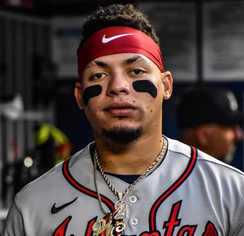 Willson Contreras' Emotional Message to Brewers' Rising Star William