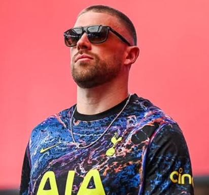 Zach Ertz: Contract Breakdown, Pro Bowl Honors and Super Bowl Glory and ...