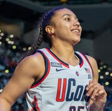 Azzi Fudd’s Stunning Snaps from UConn’s Epic Win Over South Carolina