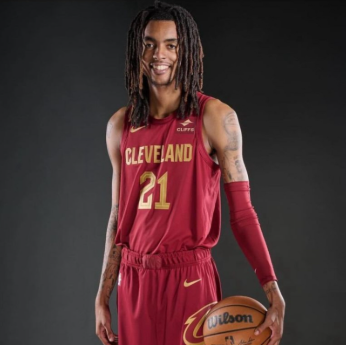 Who Are Emoni Bates' Parents? Nationality, Origin, Career and More