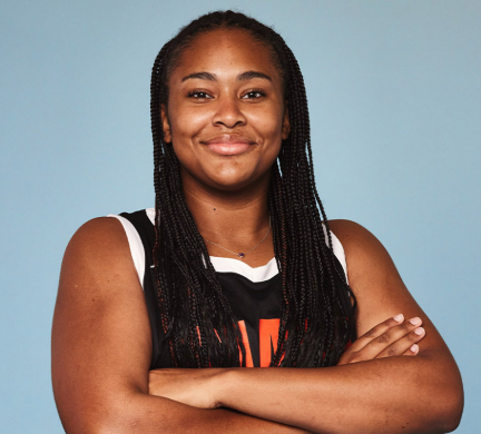 UConn’s Rising Star: How Sarah Strong Dominated Creighton Tonight?