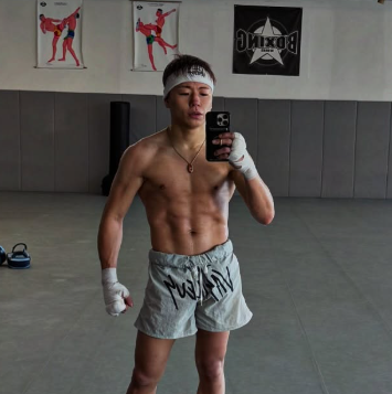 Takeru Segawa Shocks Fans with Surprise Talent During ONE 172 Photoshoot