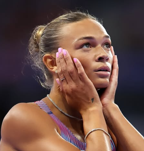 Anna Hall Breaks the Internet with Behind-the-Scenes Look at Her SI ...