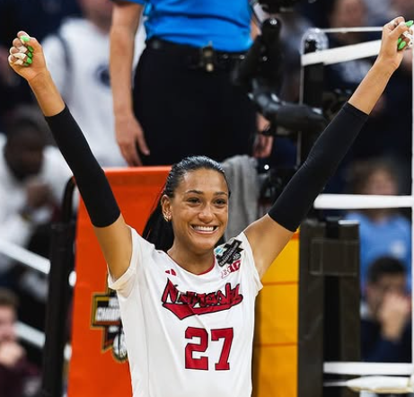 Harper Murray and Taylor Landfair’s Adorable Rivalry Has Fans Buzzing