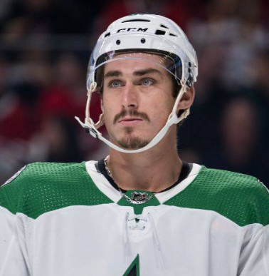 Jake Oettinger’s Wife in Tears Again: Lexy Marchment’s Farewell Letter ...