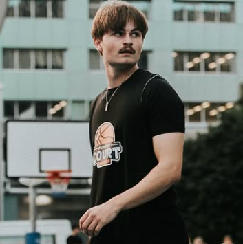 Sean Walker: Who Is He? Career Timeline, Parents, Family and More