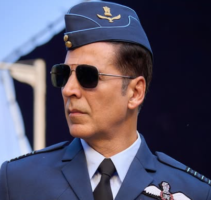 Akshay Kumar: Bio, Age, Family, Career, Movies & Net Worth 2025