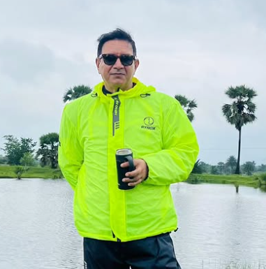 Kumud Mishra's Bio, Movies, Career, Family, Net Worth & More