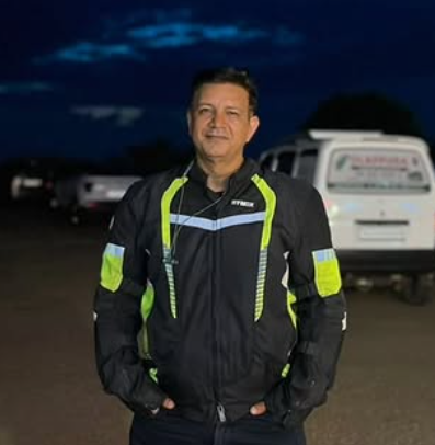 Kumud Mishra's Bio, Movies, Career, Family, Net Worth & More