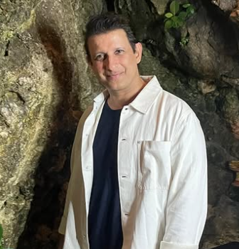 Sharman Joshi's Bio, Movies, Career, Family, Net Worth & More