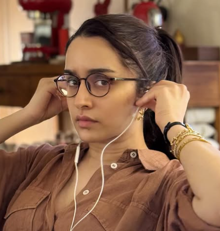 Shraddha Kapoor's Bio, Age, Family, Movies, Career and Net Worth 2025
