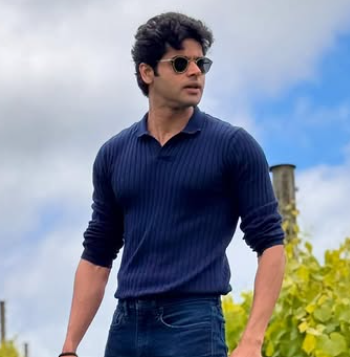 Abhimanyu Dassani Bio, Family, Movies, Career and More