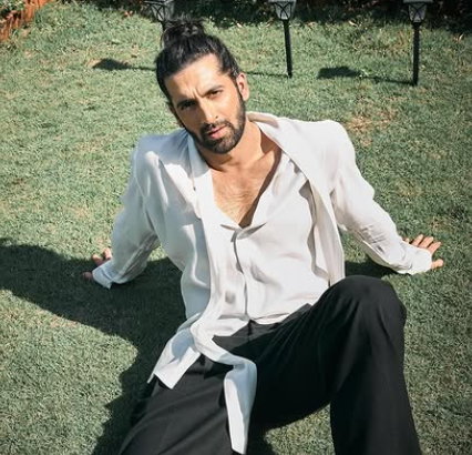 Armaan Ralhan Biography, Age, Career, Movies, Family and More