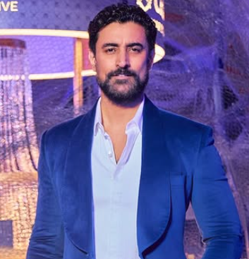 Kunal Kapoor Bio, Family, Movies, Career, Business, and More
